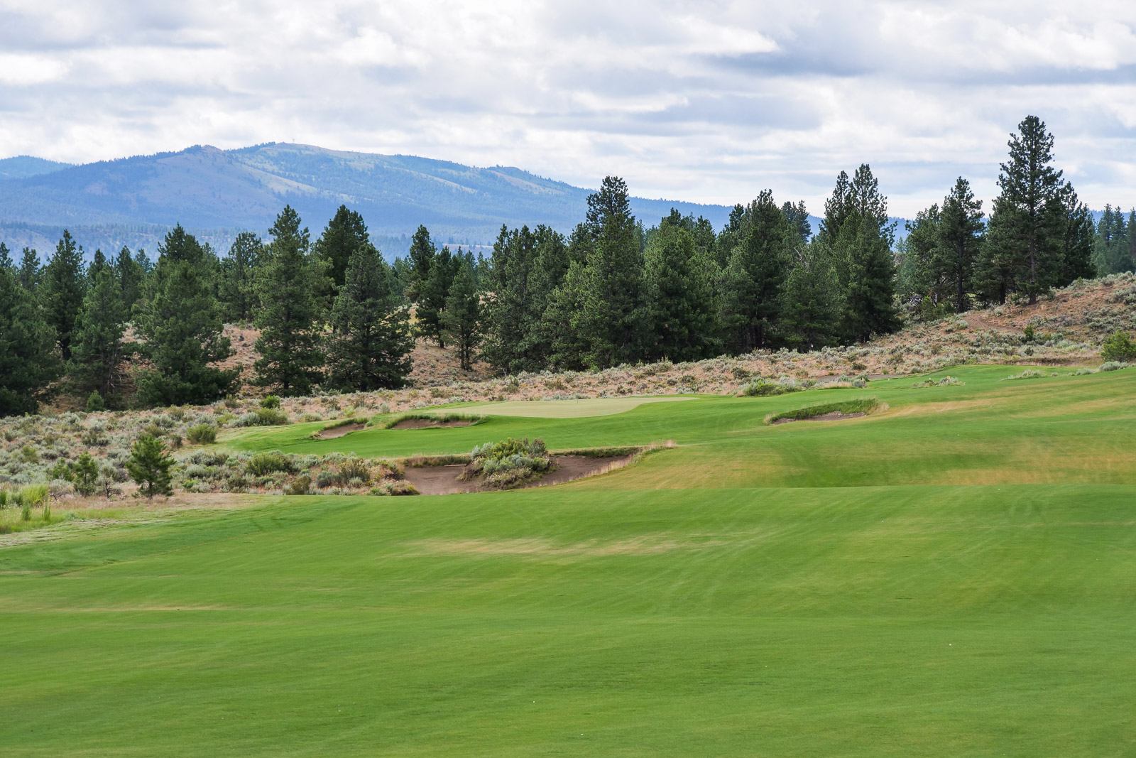Silvies Valley Ranch Review: One of the Most Unique Resorts in Golf