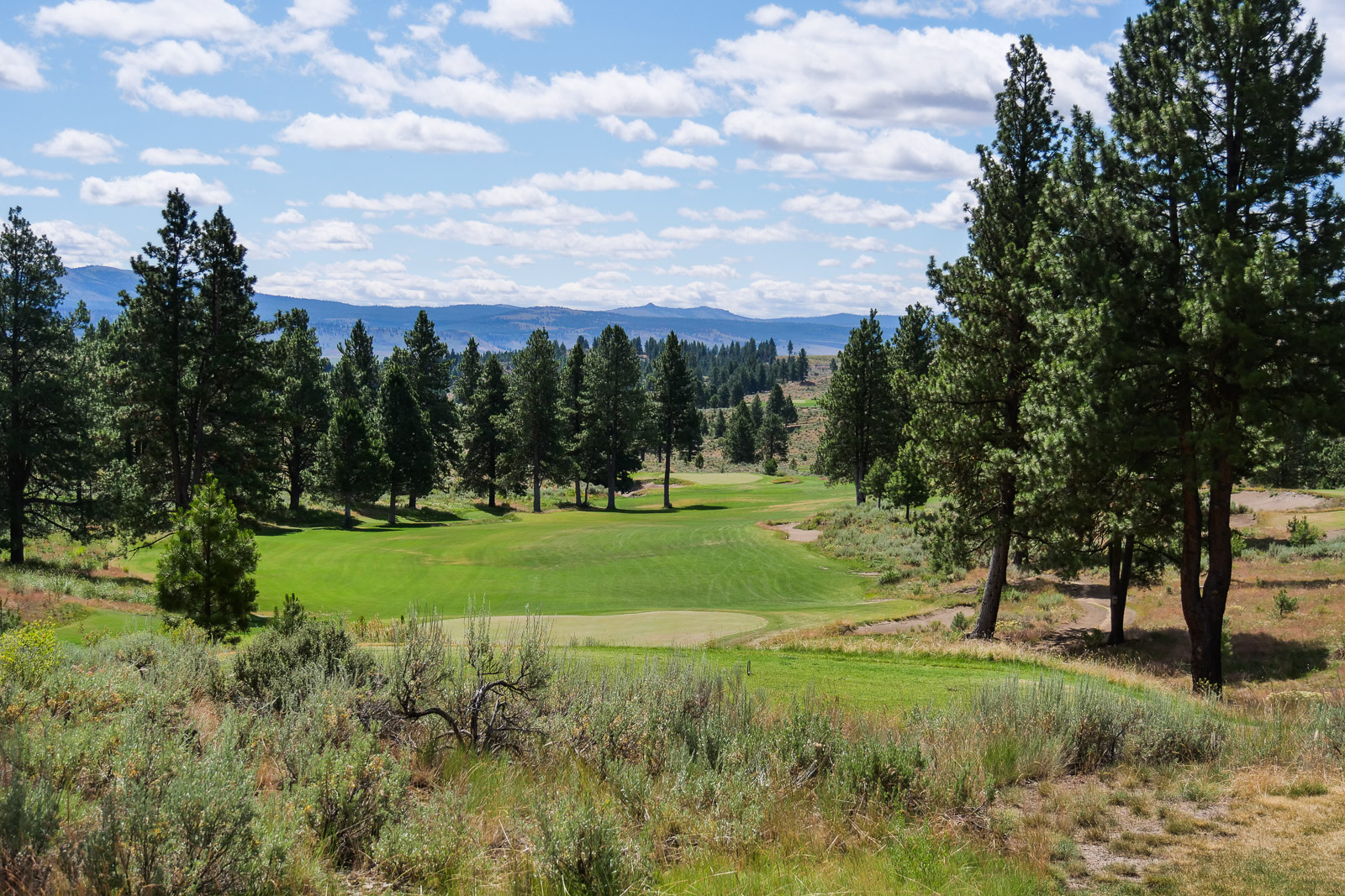 Silvies Valley Ranch Review: One of the Most Unique Resorts in Golf
