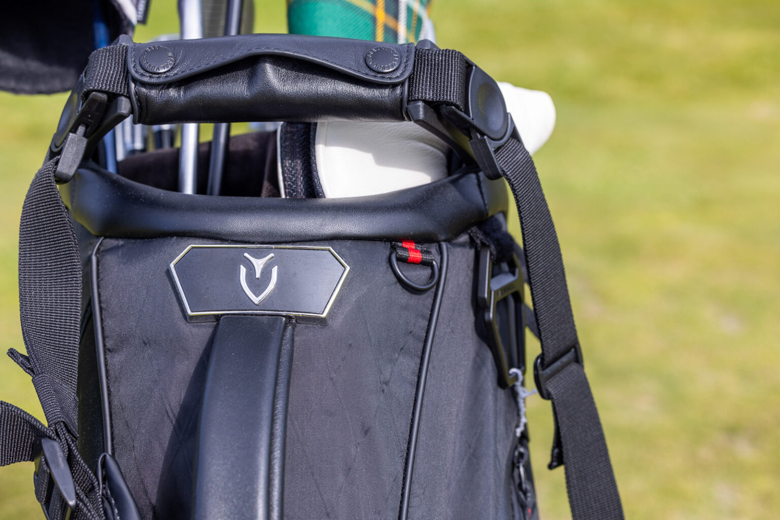 Vessel Player IV Pro DXR Review: The Best Vessel Golf Bag?