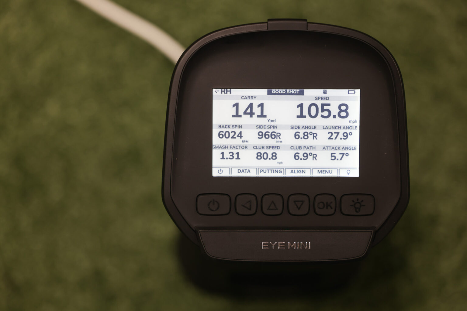 Uneekor Eye Mini Review: Better than the Competition? Well...