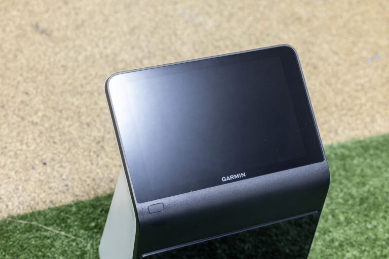 Garmin Approach R50 Hands On: Wow. Just Wow.