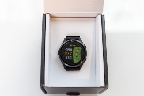 The Garmin Approach S50 Hits the Sweet Spot of GPS Golf Watches
