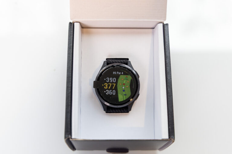 The Garmin Approach S50 Hits the Sweet Spot of GPS Golf Watches