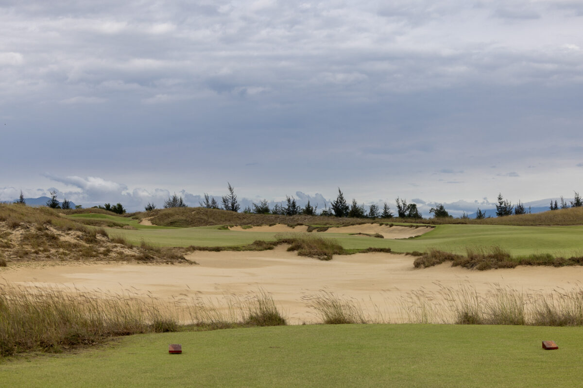 Hoiana Shores: Insane Links Golf in...Vietnam?!