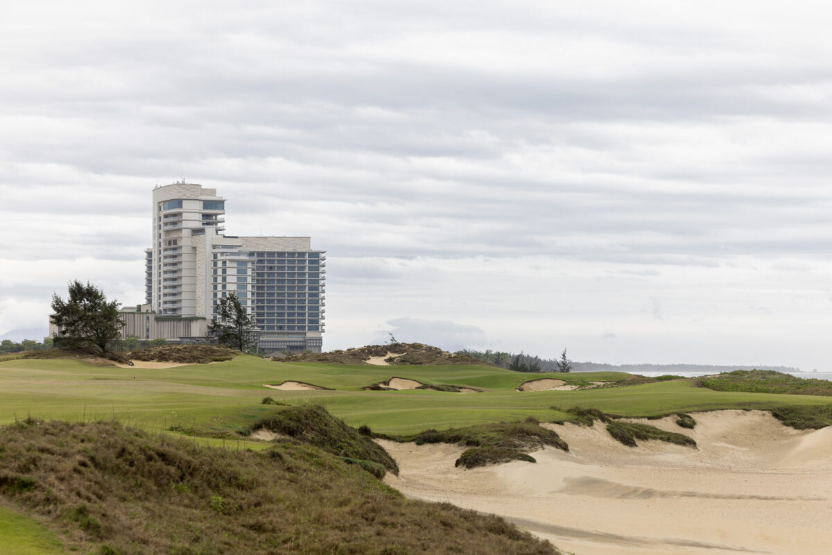 Hoiana Shores: Insane Links Golf in...Vietnam?!