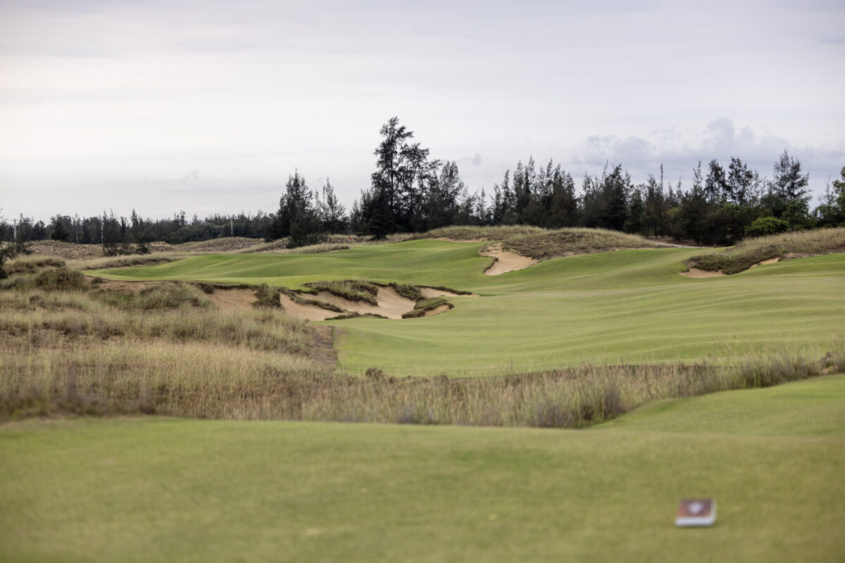 Hoiana Shores: Insane Links Golf in...Vietnam?!