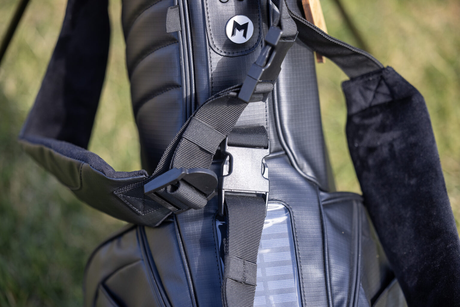 The MNML MR2 is a High Tech Golf Bag. But...