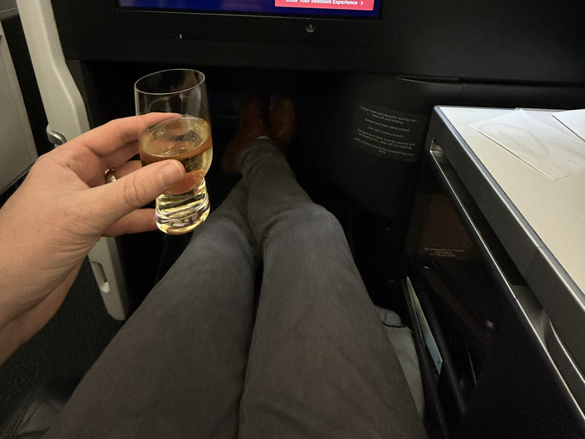 Are Pull-On Jeans the Future? My Redvanly Ranstead Review